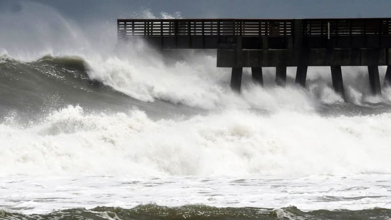Tormenta tropical “Beta” se acerca a Texas y huracán “Teddy” avanza ...