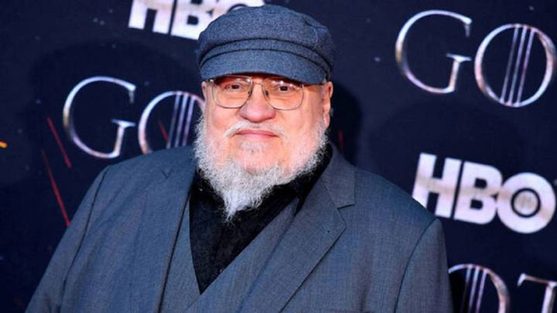 George R. R. Martin comparte fotografía de su cameo en el piloto de ...