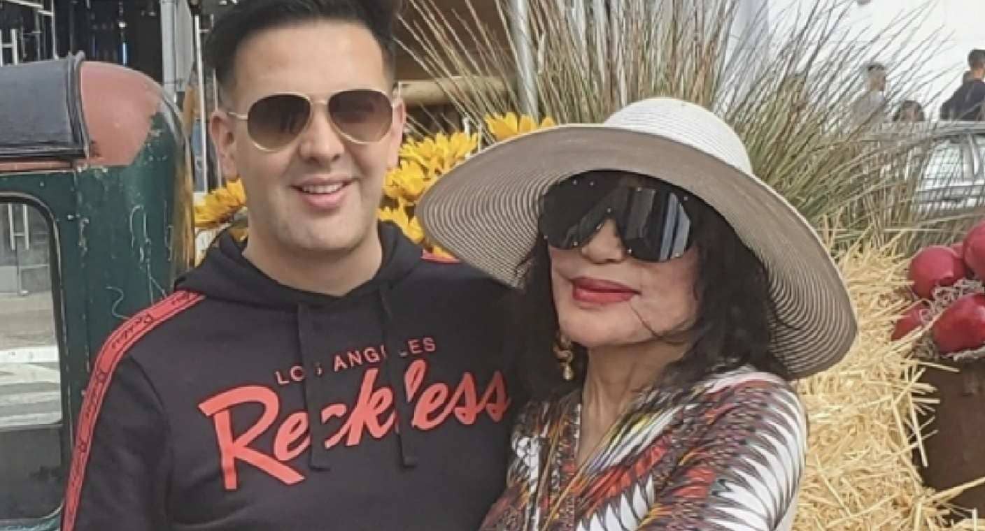 Lyn May, de 68 años, anuncia que tiene tres meses de embarazo ...