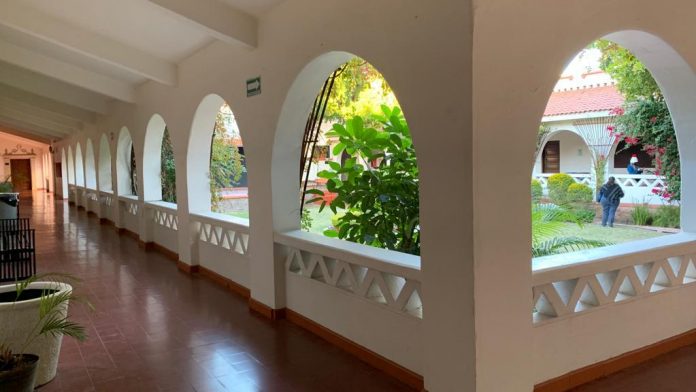 Recibe Unison a estudiantes con semestre de transición, “se siente muy ...