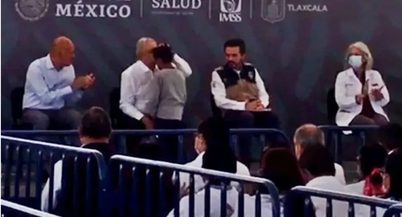 Niño pide a AMLO justicia para su papá (VIDEO) - Proyecto Puente