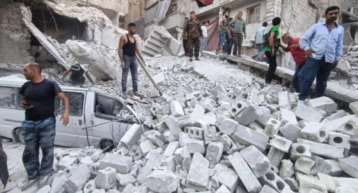 Al menos 10 muertes deja derrumbe de edificio en Siria - Proyecto Puente