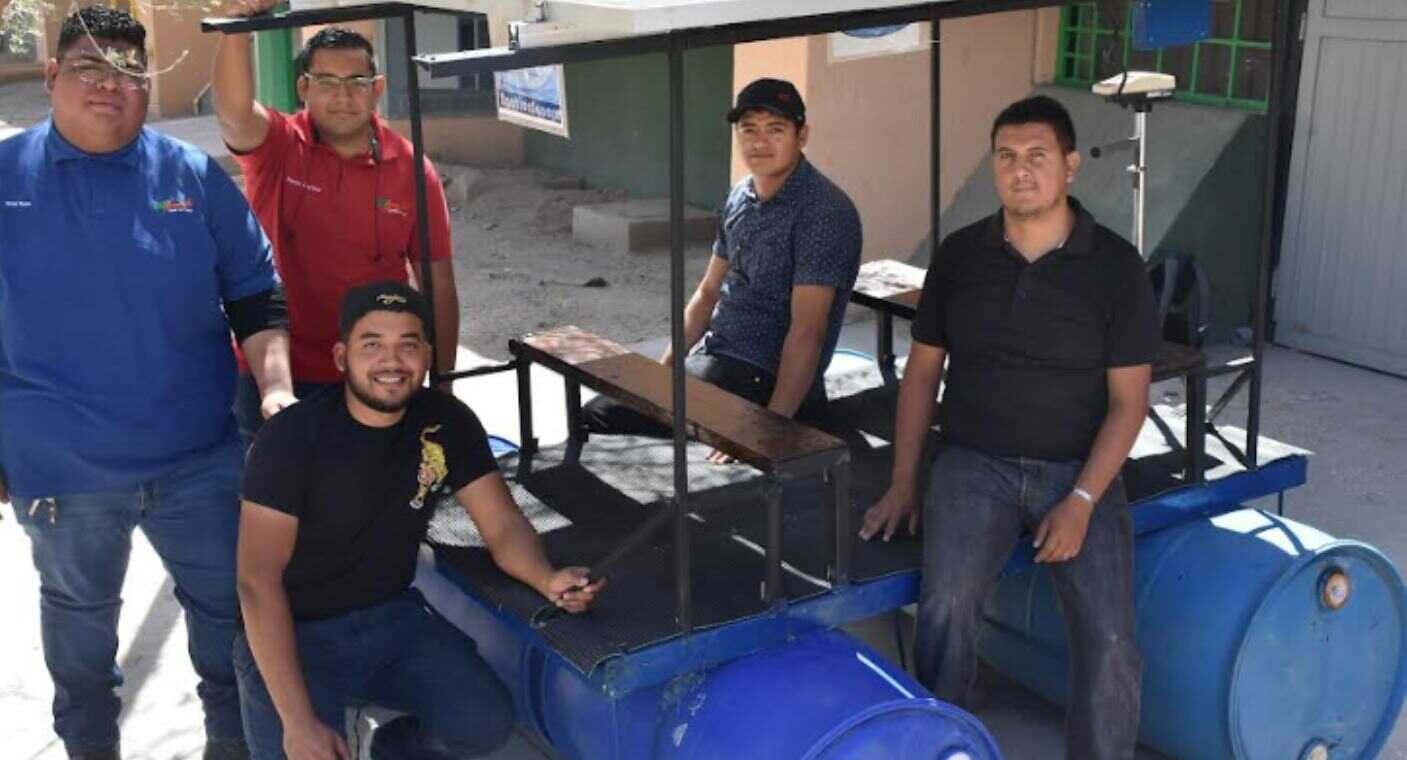 Estudiantes de la UTH construyen balsa solar para uso recreativo ...