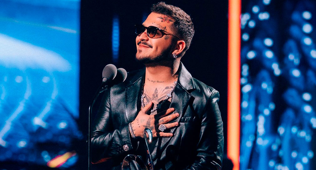 Christian Nodal estrena nuevo look y lo presume en redes (VIDEO ...