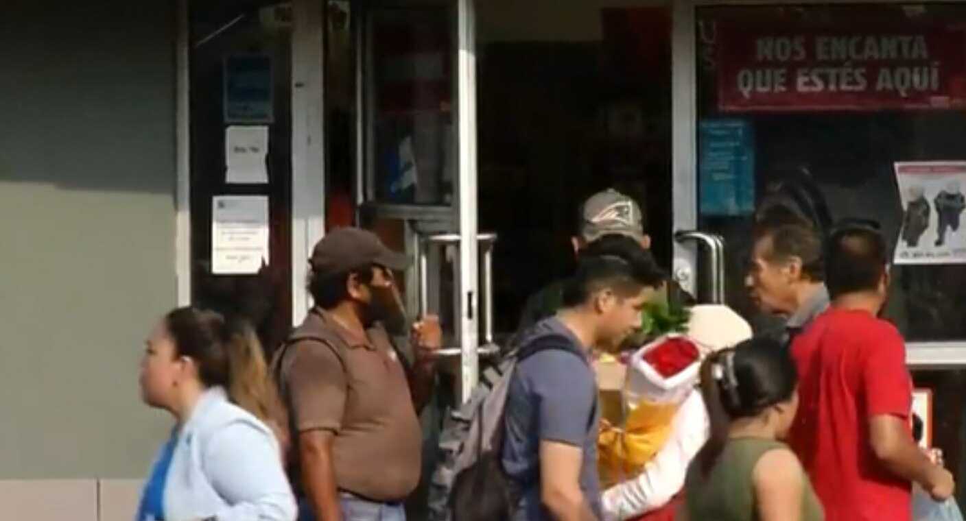 Por Abrir Puertas En Tiendas De Conveniencia Personas Ganan Hasta 12