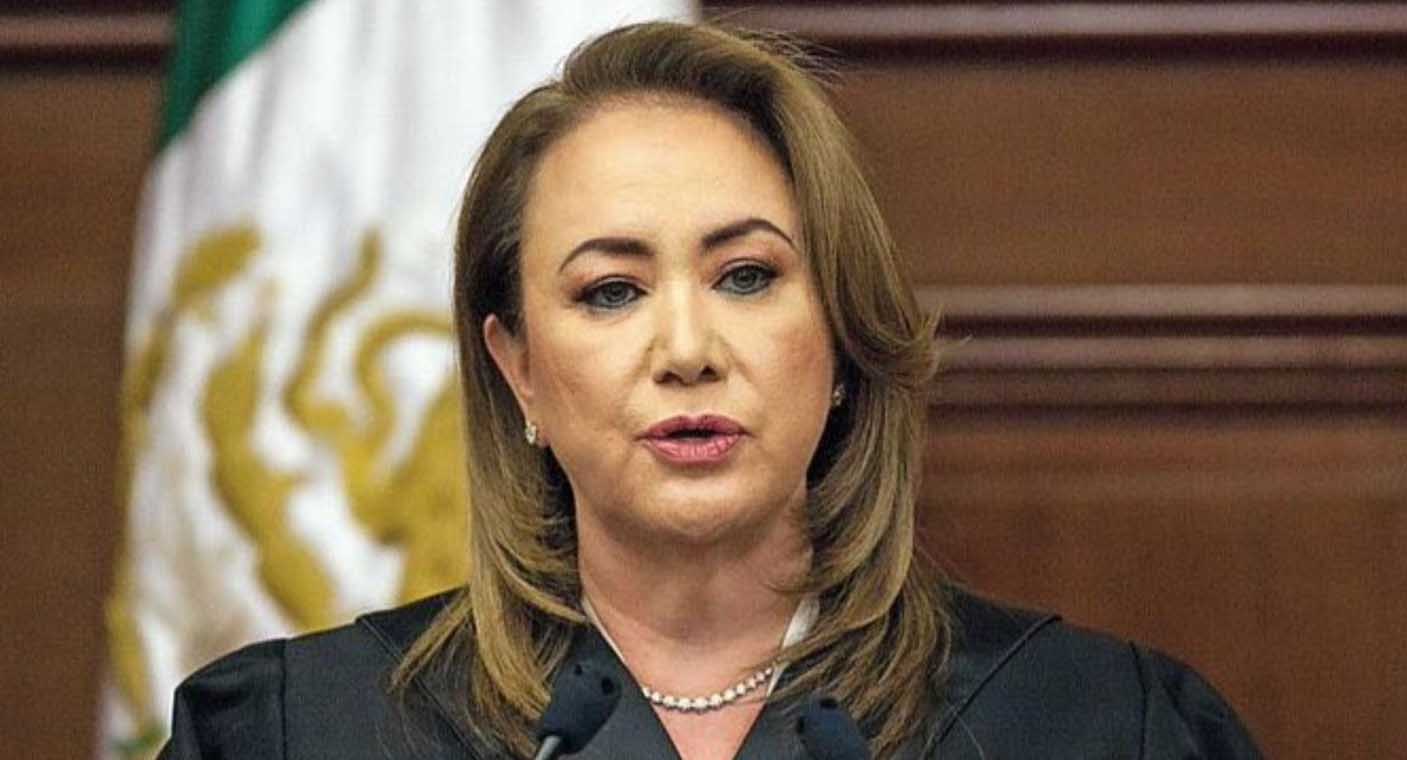 Ministra Yasmín Esquivel sí es la autora de su tesis y no cometió ...