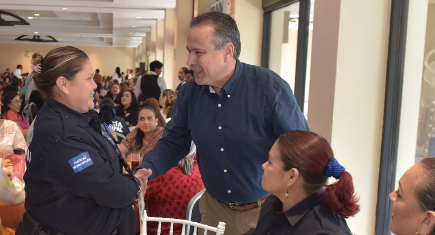 Reconocen 'Toño' Astiazarán y Patty Ruibal labor de servidoras públicas ...