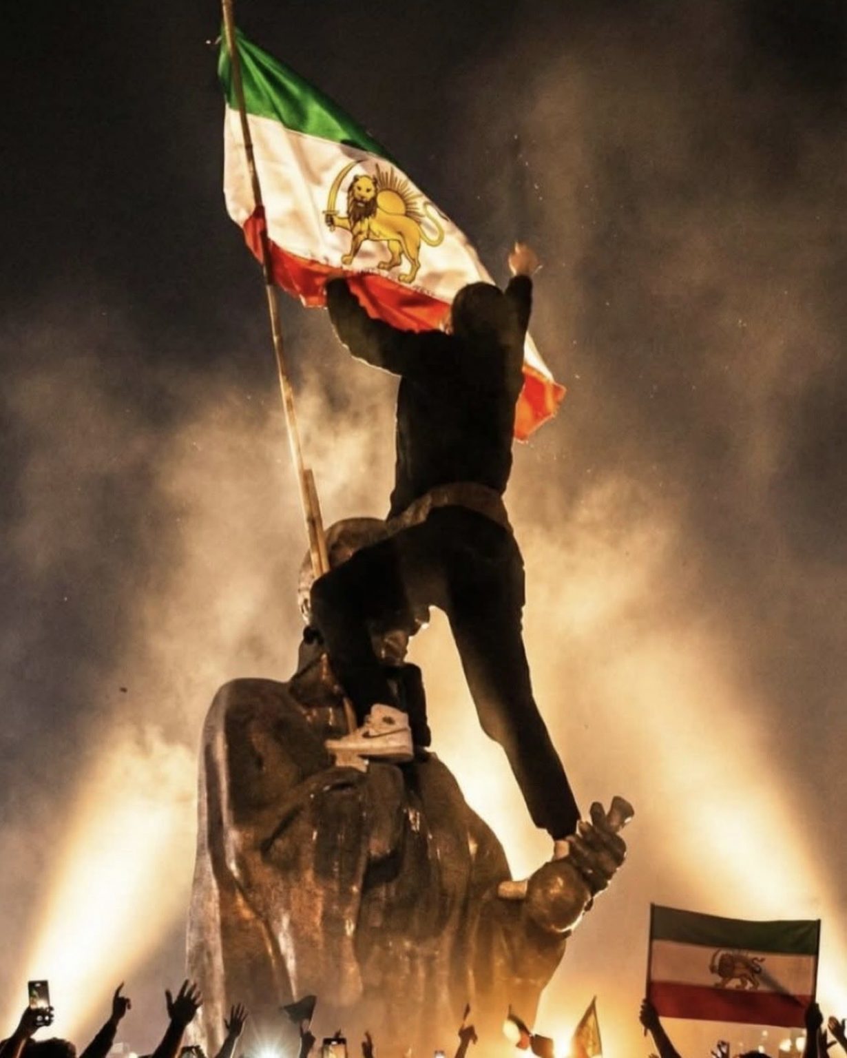 Aumenta cifra de muertos a 192 por represión de protestas en Irán: ONG ...