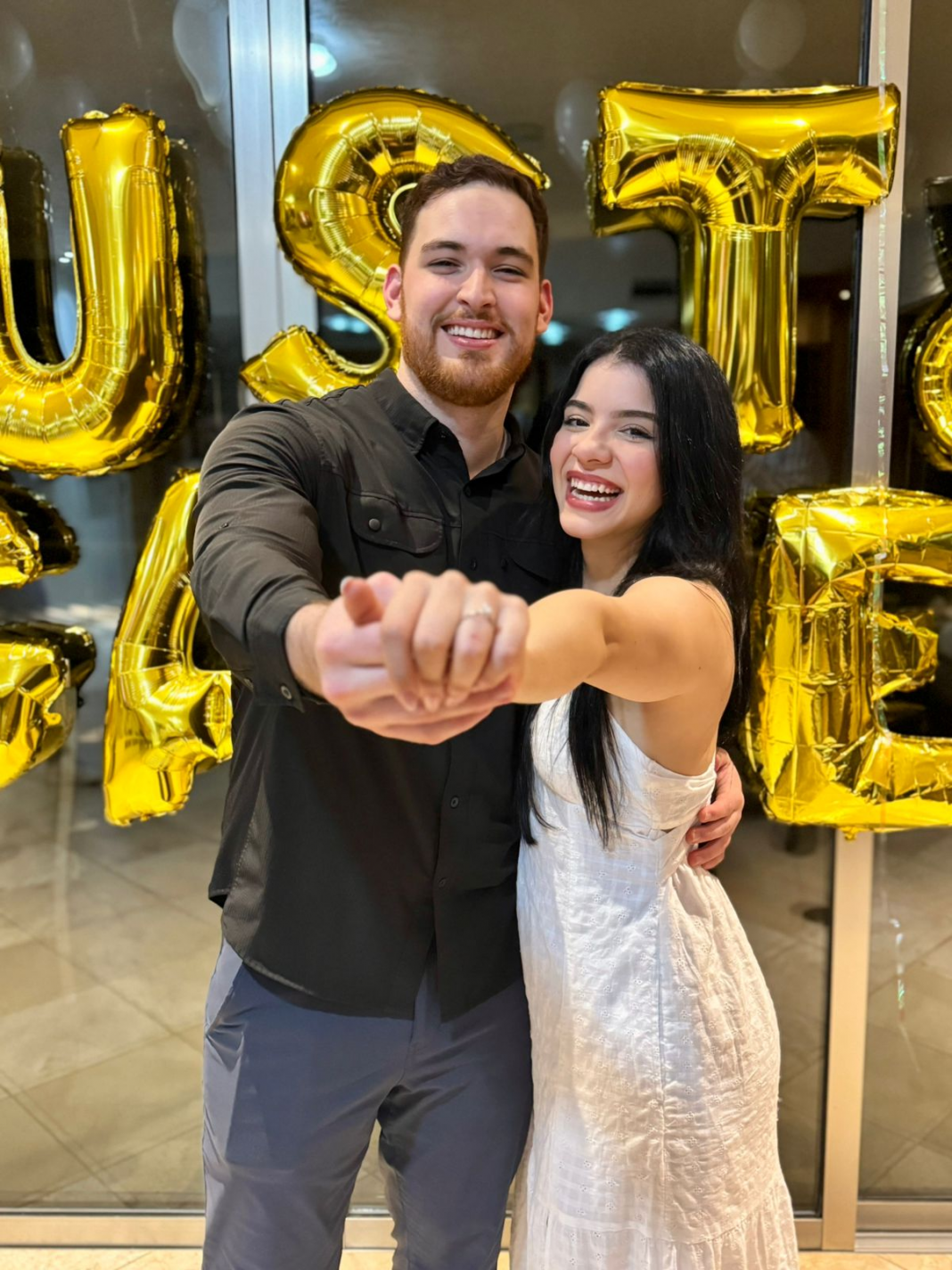 Amor en las alturas: Carlos le propone matrimonio a Rebeca en el Cerro ...