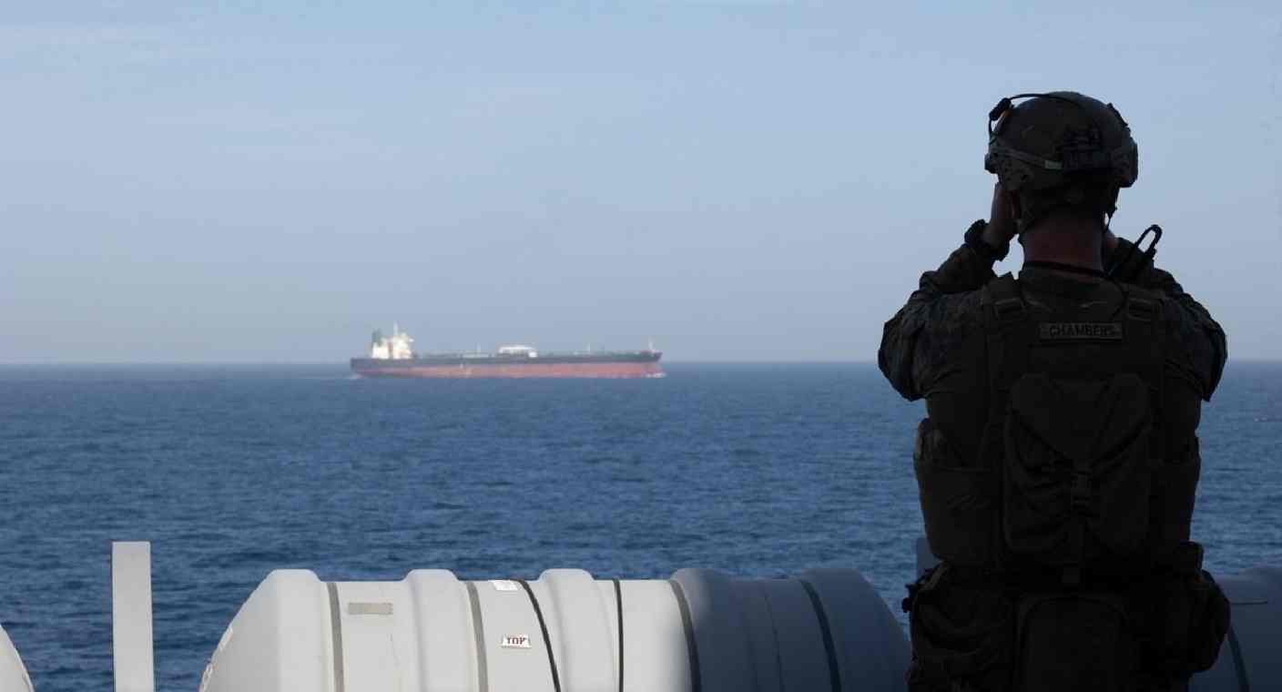 EEUU ataca barco comercial que intentaba llegar a Irán y violó bloqueo ...
