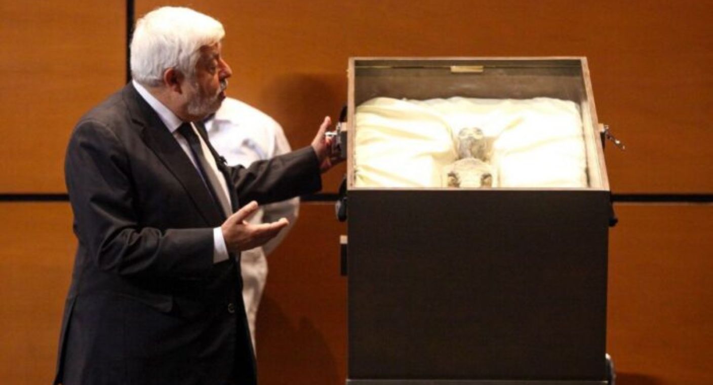 Recuerdas A Jaime Maussan Aparece En Los Más De Cien Archivos Ovni